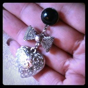 Jewelry | Vintage Bow Heart Dangle Lapel Pin | Poshmark